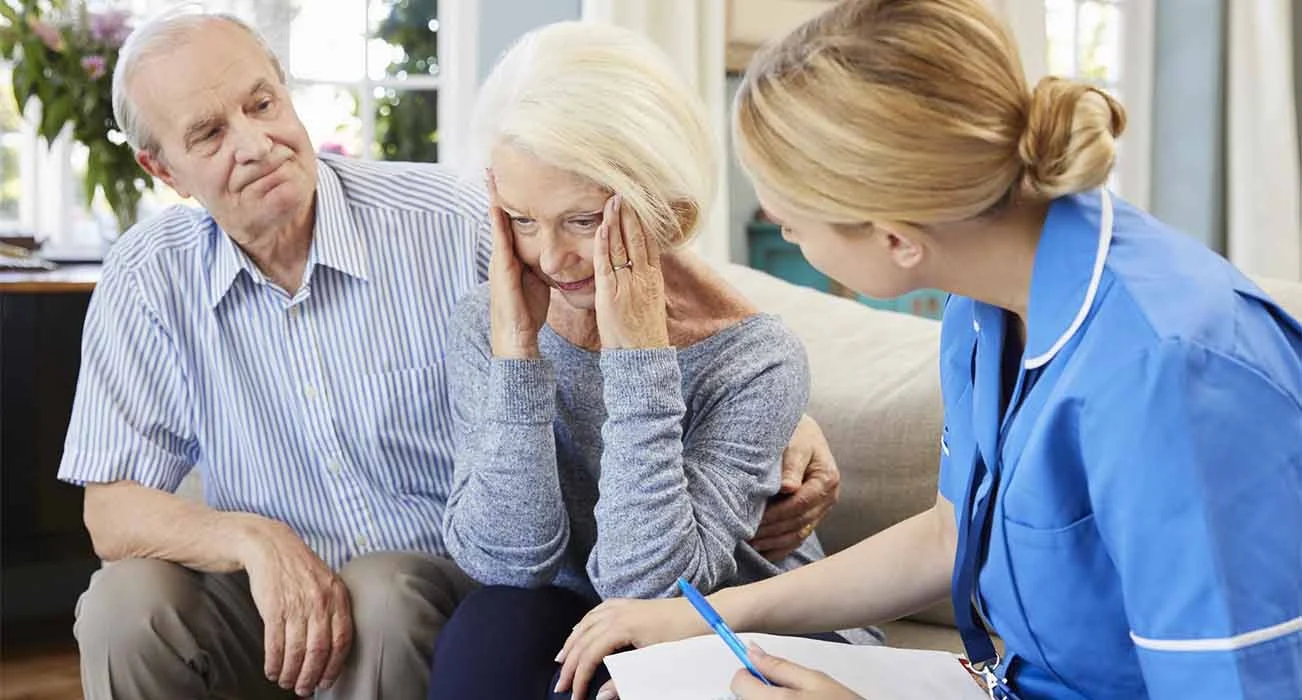 How To Move A Parent With Dementia To Assisted Living? + Tips - Human ...